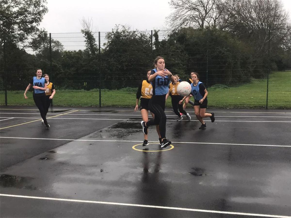 Year 12 Netball | Sir Thomas Rich's Grammar School Gloucester (STRS ...