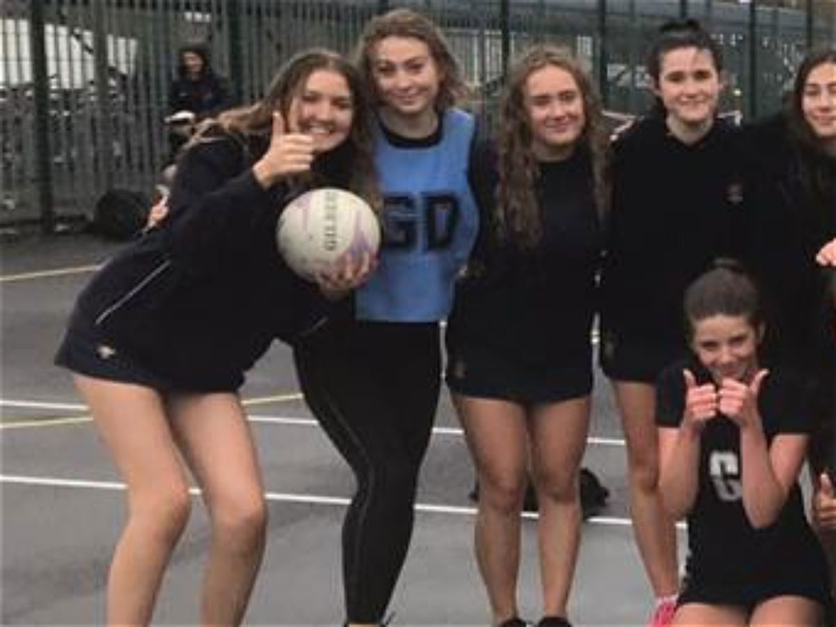 Year 12 Netball | Sir Thomas Rich's Grammar School Gloucester (STRS ...